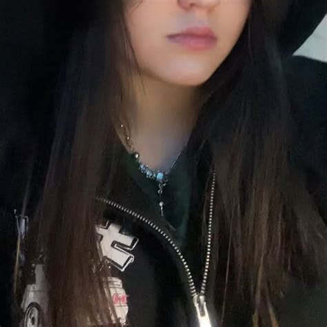 Cadyn Cadynleung • Threads Say More