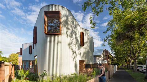 Tandems Melbourne House Features Folded Cladding Interrupted By Rusty Steel Window Frames