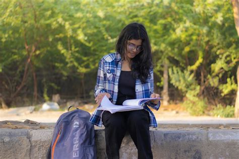 Study Girl Aesthetic Photos Download The Best Free Study Girl