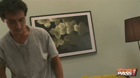 Allie Haze Gets Orally Serviced While Her Nerdy Husband Watches