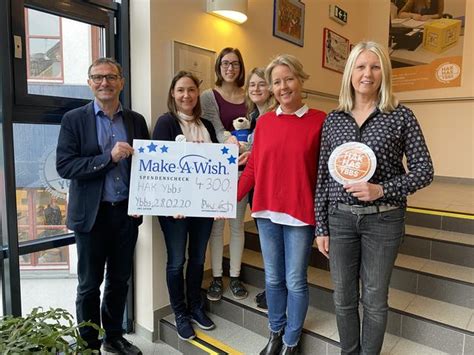 Diplomarbeitsgruppe Der Hak Ybbs Unterstützt Verein „make A Wish Mit Spendensammlung St Pölten