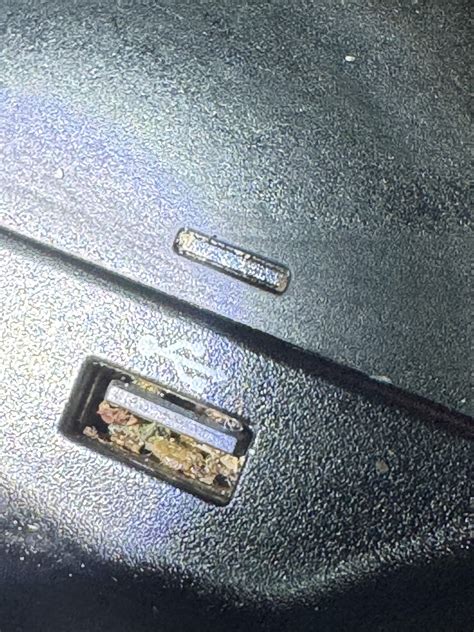 Check And Report On Usb Charger Not Working Rjustrolledintotheshop