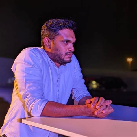 Nazar Nachu Nachumry • Threads Say More