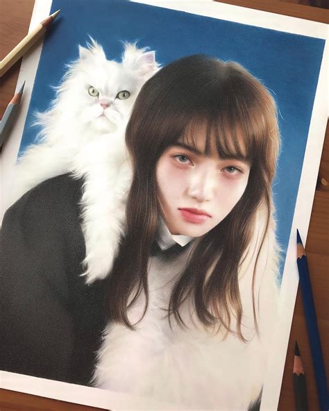 밍기적그린 아뜰리에 우진작가의 색연필 인물화🤍💙 복실복실 털고양이 시선 강탈⭐️🤪 Instagram