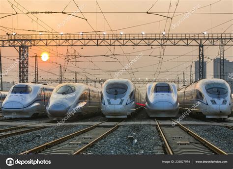 Chr China Railway High Speed Bullet Trains Prepare Leave Xian Stock