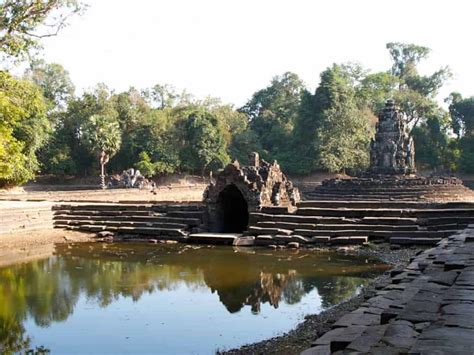 Neak Pean Temple Guide The Entwined Serpents Just Siem Reap