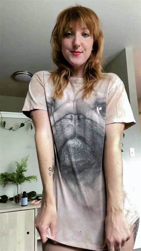 Cute Cameltoe Scrolller