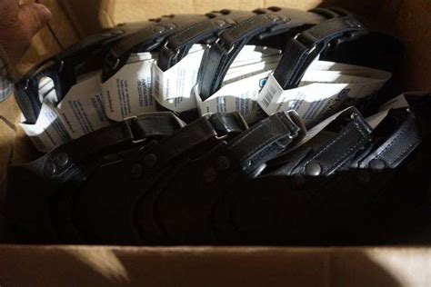 1 Box Devisys Heel Ice Tracks Hiatt Auction Llc