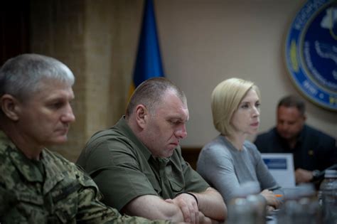 Визволення полонених Зеленський провів нараду Цензор НЕТ