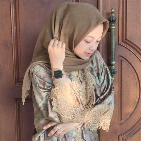 Iva Skn Threads Say More