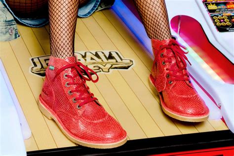 Kickers Know How Kickers © Official