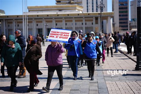 ЖАГСААЛ Багш нарын цалинг 2 3 дахин нэмэхгүй бол ажил хаяна Eguur Mn