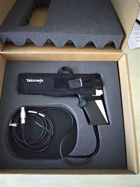 Tektronix Current Probe Tcp303 Health And Nutrition Medical Supplies And Tools On Carousell