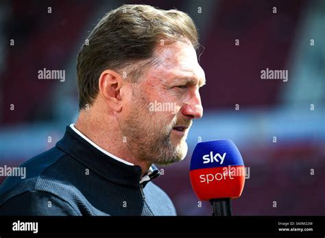 Mainz Deutschland 19th Apr 2025 Ralph Hasenhuettl Vfl Wolfsburg