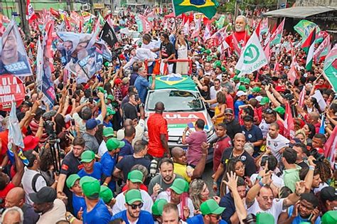 Lula Visita Favela No Rj E Faz Ato Em Salvador Bolsonaro Política