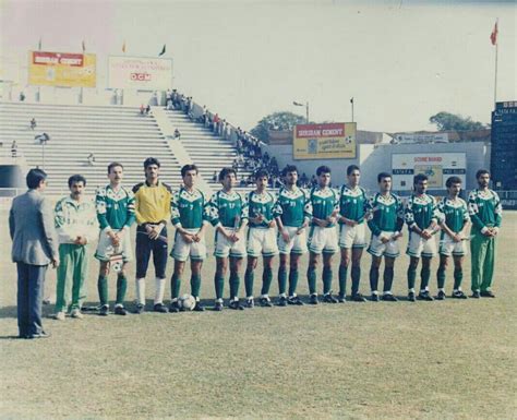 پاس مدل سال 1370، تیمی که با کنار زدن استقلال و پرسپولیس قهرمان شد