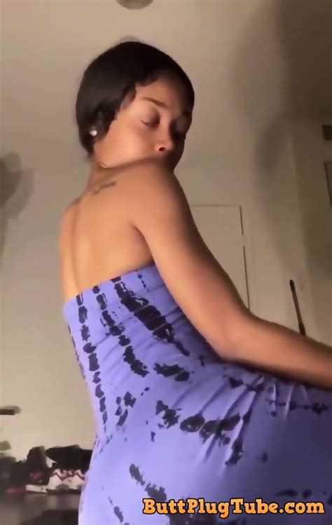 Twerk Princess With The Buttplug In Her Eporner