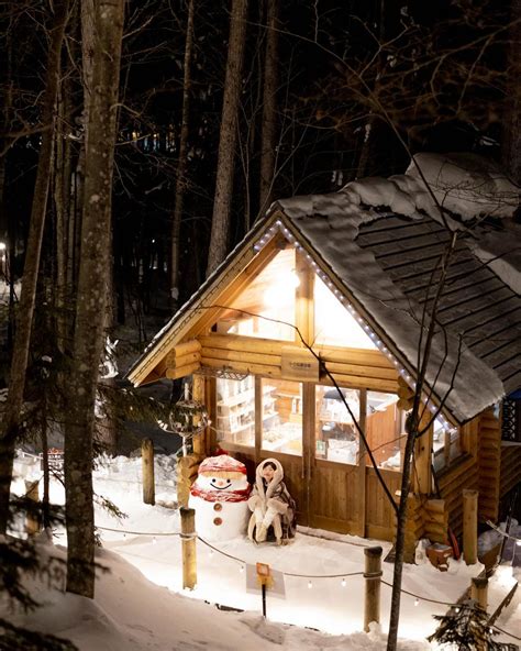 밈 여행 카페📸 요정이 살고 있을 듯한 숲 속의 마을 닝구르테라스 닝구르테라스는 통나무집 모양의 아기자기한 상점들이 모여있어서 숲 속 겨울요정의 마을에 온 듯한