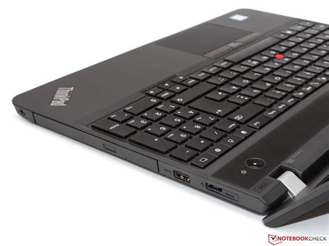 Lenovo ThinkPad E560 (Core i3, HD) Notebook Review - NotebookCheck.net ...