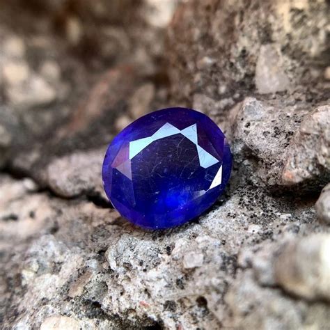 New Unisex Natural Ceylon Blue Sapphire Gemstone Packaging Type