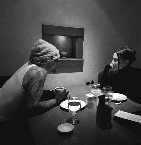 저스틴 비버 ♥헤일리와 이혼설에 발끈 언팔이 뭔데 헛소문 만드나 Ten할리우드 텐아시아