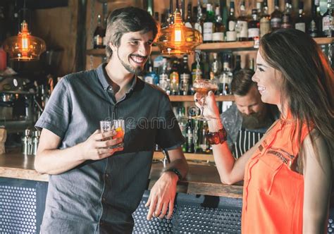 C Es B Bados Do Cocktail Imagem De Stock Imagem De Humour