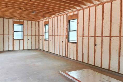 Which Is Better Spray Foam Or Traditional Insulation