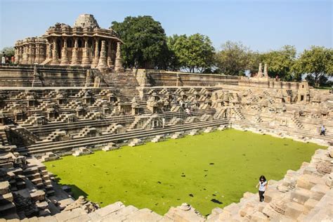 Templo De Sun Modhera La India Foto Editorial Imagen De Tallado