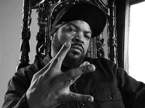 Ice Cube Got Checked By Mc Hammer The Day Hip Hop S Most ‘soft Rapper Went Full Gangsta