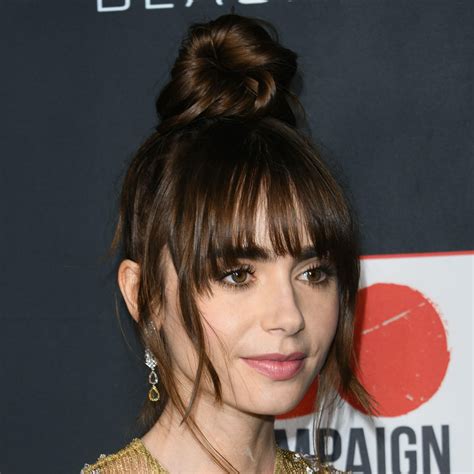 Lily Collins Il Nuovo Taglio Con Frangia Lunga E Scura Amica
