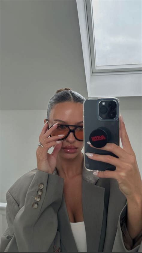 Kirsty Ackermann Kirstyackermann • Instagram Photos And Videos