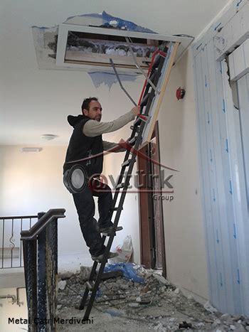Metal Tavan Arası Merdiven Tavan Arası Ahşap Katlanabilir Portatif Çatı Merdiveni