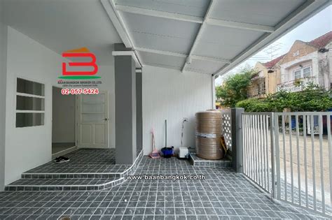 ทาวน์เฮาส์ หมู่บ้าน สราญธร คลอง 4 เนื้อที่ 19 ตารางวา ตำบลบึงยี่โถ อำเภอธัญบุรี จังหวัดปทุมธานี