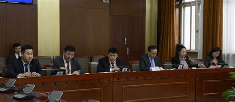 Vip76 Mn Улсын Их Хурлын Хууль зүйн байнгын хорооны хуралдаан боллоо