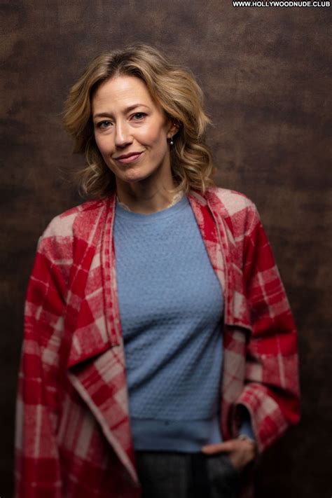 Carrie Coon Sexy Celebrity Babe Posing Hot Beautiful