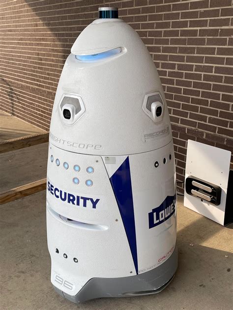 My Local Lowes Hired R2d2 Rlowes