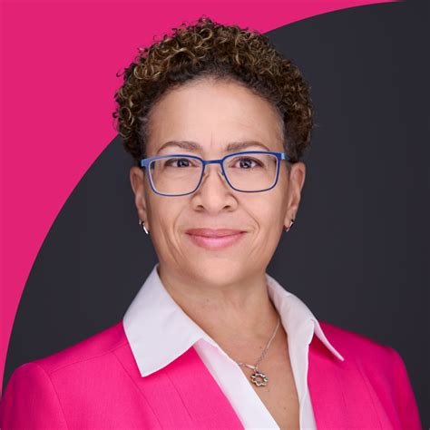 Saundra Echtler • Pwcampbell