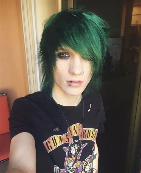 Pin By Ashley On Emo Scene Hair Emo Scene Hair Scene Hair Dark
