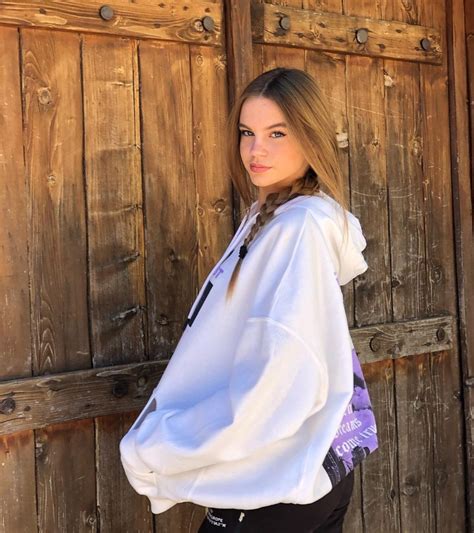 Picture Of Loresa Hamitaj