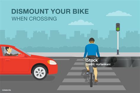 안전한 자전거 타기 요령 및 규칙 길을 건너기 전에 자전거에서 내리십시오 얼룩말 횡단보도에서 자전거 타는 사람의 뒷모습 후면에