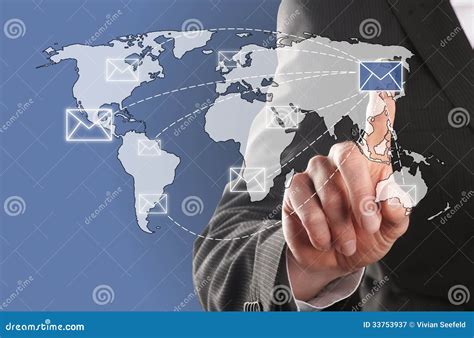 senden sie eine e mail stockbild bild von netz geschäftsmann 33753937
