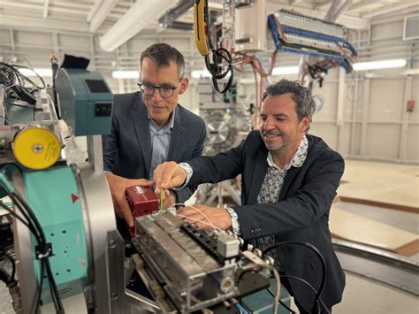 Esrf For Industry On Linkedin Nelumbodigital Semiconductors