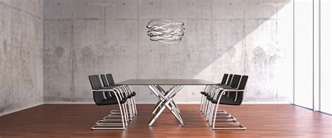 밝은 조명의 현대적인 회의실에는 대형 유리 테이블과 10개의 사무실 의자 객실 높이 창문 현대적인 천장 램프 2개 빈 콘크리트 벽이 있습니다 3d 렌더 이사회실에 대한 스톡