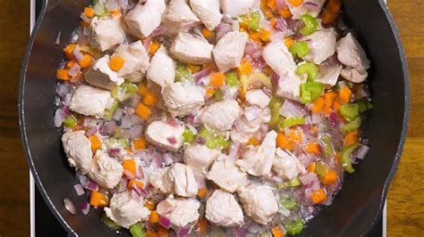 Copycat Marie Callenders Chicken Pot Pie Recipe