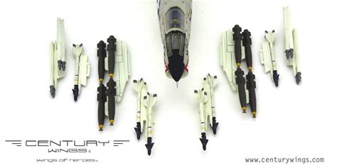 F 8 Crusader Vf 211 Fighting Checkmates Np00 1 72 Century Wings