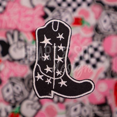 Cowgirl Boot Patch Heart ︎ Sol