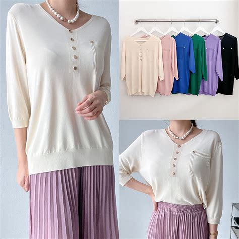 55 88사이즈 빅사이즈 여성 루즈핏 봄 여름 브이넥 얇은 7부소매 금장단추 니트 티셔츠