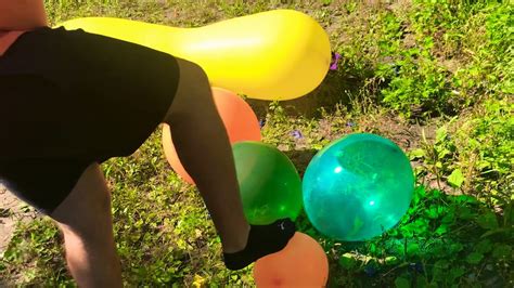 Sit To Pop On A Gl700 And Stomp To Pop Some Balloons Youtube