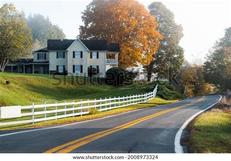 16423 Imágenes De Roadside House Imágenes Fotos Y Vectores De Stock