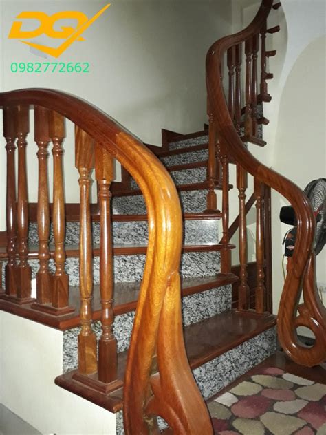100 Mẫu cầu thang sắt xoắn ốc tay vịn gỗ đẹp nhất năm 2021 2022